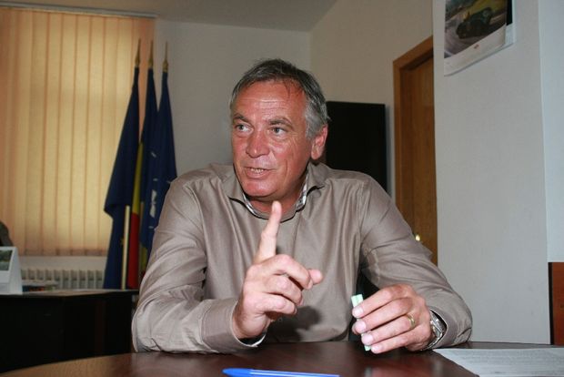 Mafia deșeurilor și complicitatea instituțiilor din Prahova – Ziarul ...